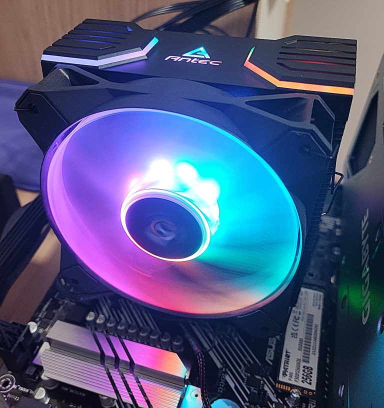 Review ANTEC FrigusAir 400 ARGB