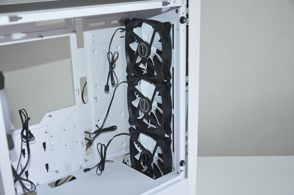 Review Antec DP501 White