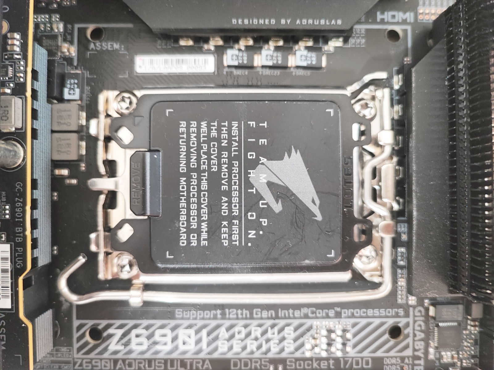 Review Aorus Z690i ULTRA