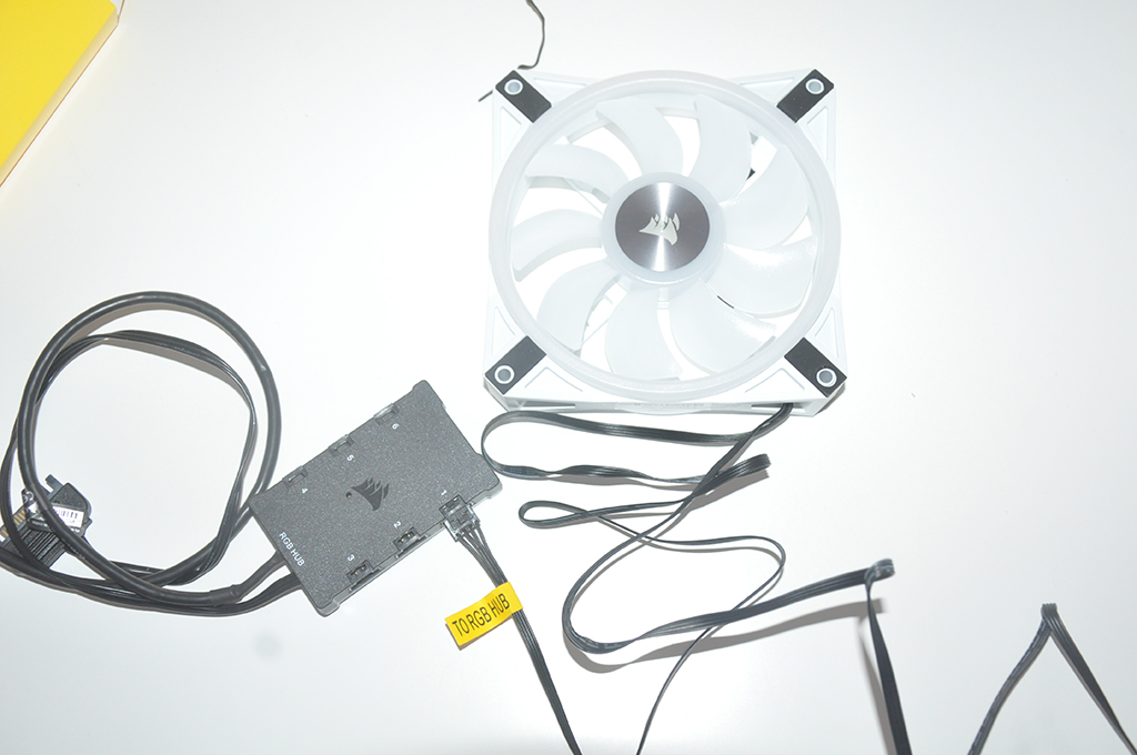 Review Corsair iCue QL120 RGB