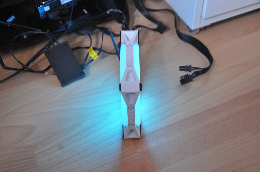 Review Corsair iCue QL120 RGB
