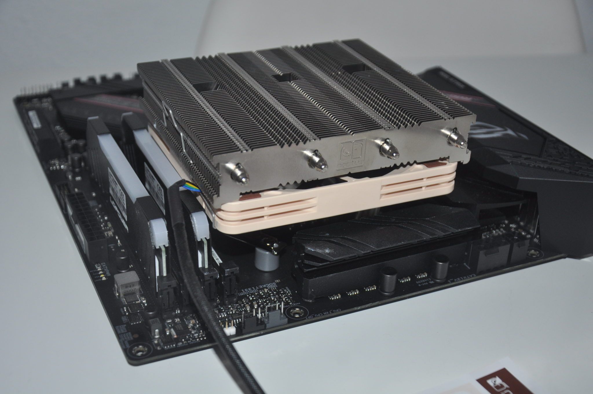 Review Noctua LH-12S