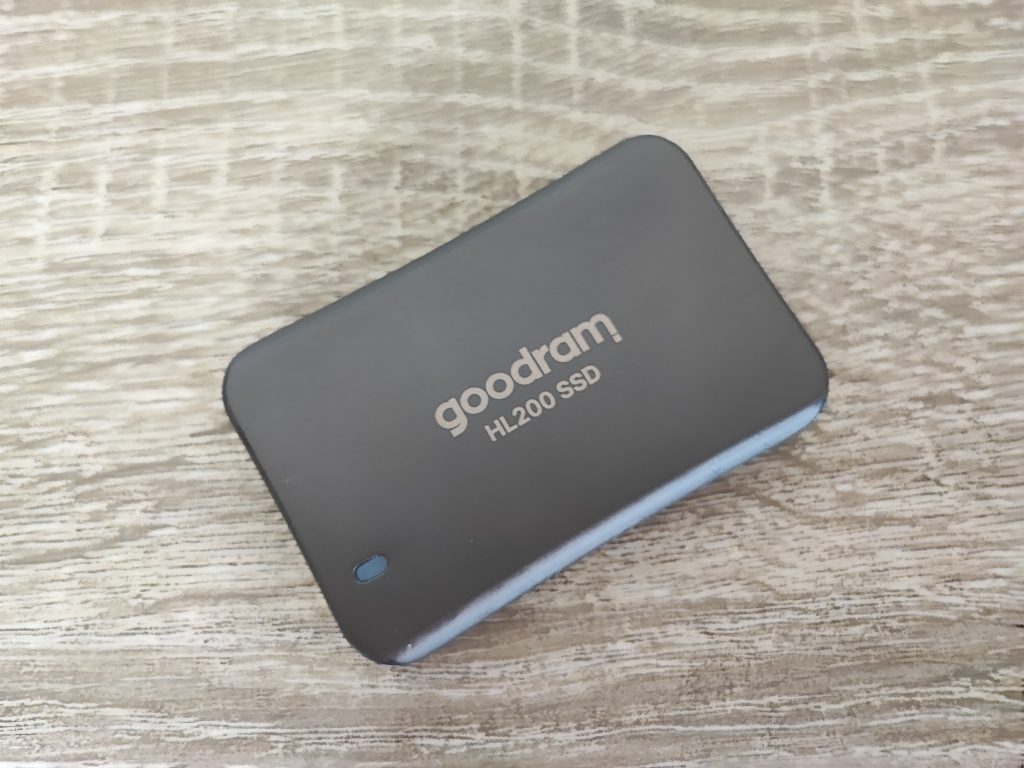 Review GOODRAM HL200 SSD
