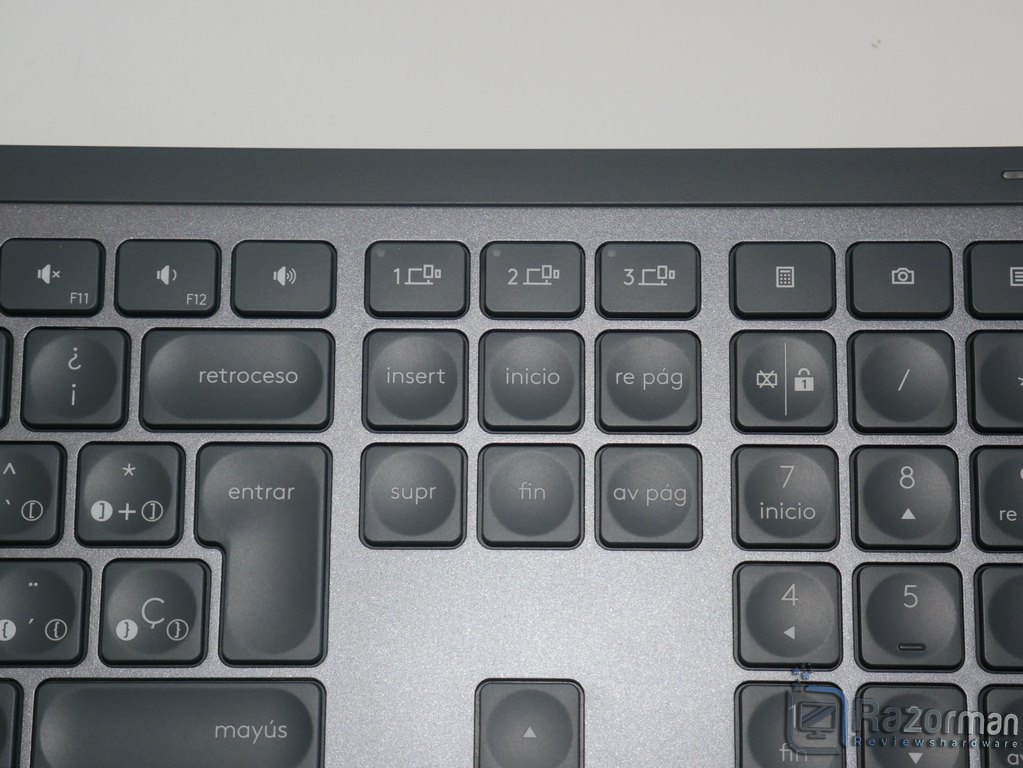 Review Logitech MX Keys