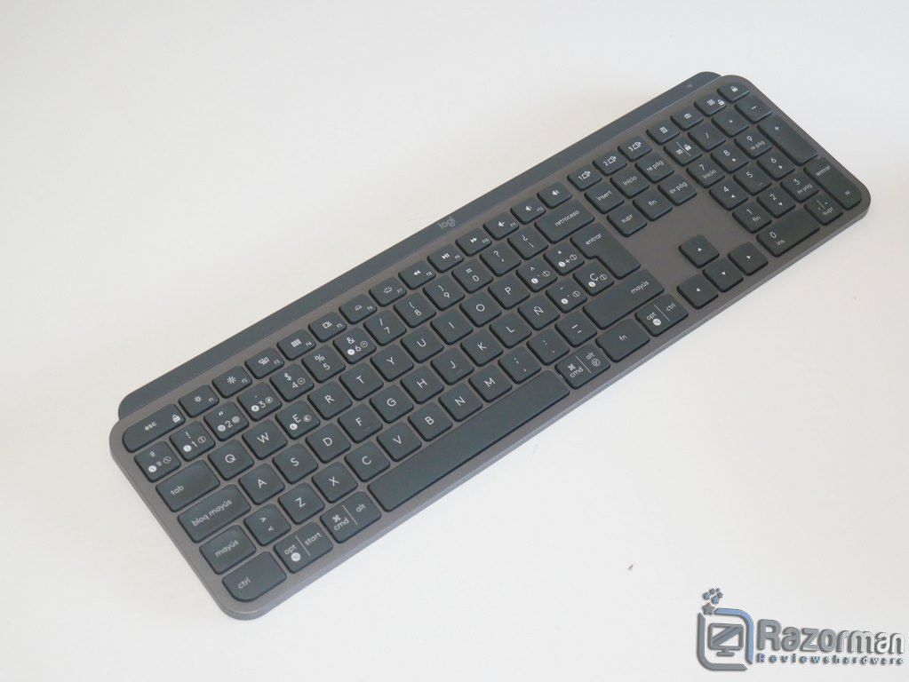 Review Logitech MX Keys
