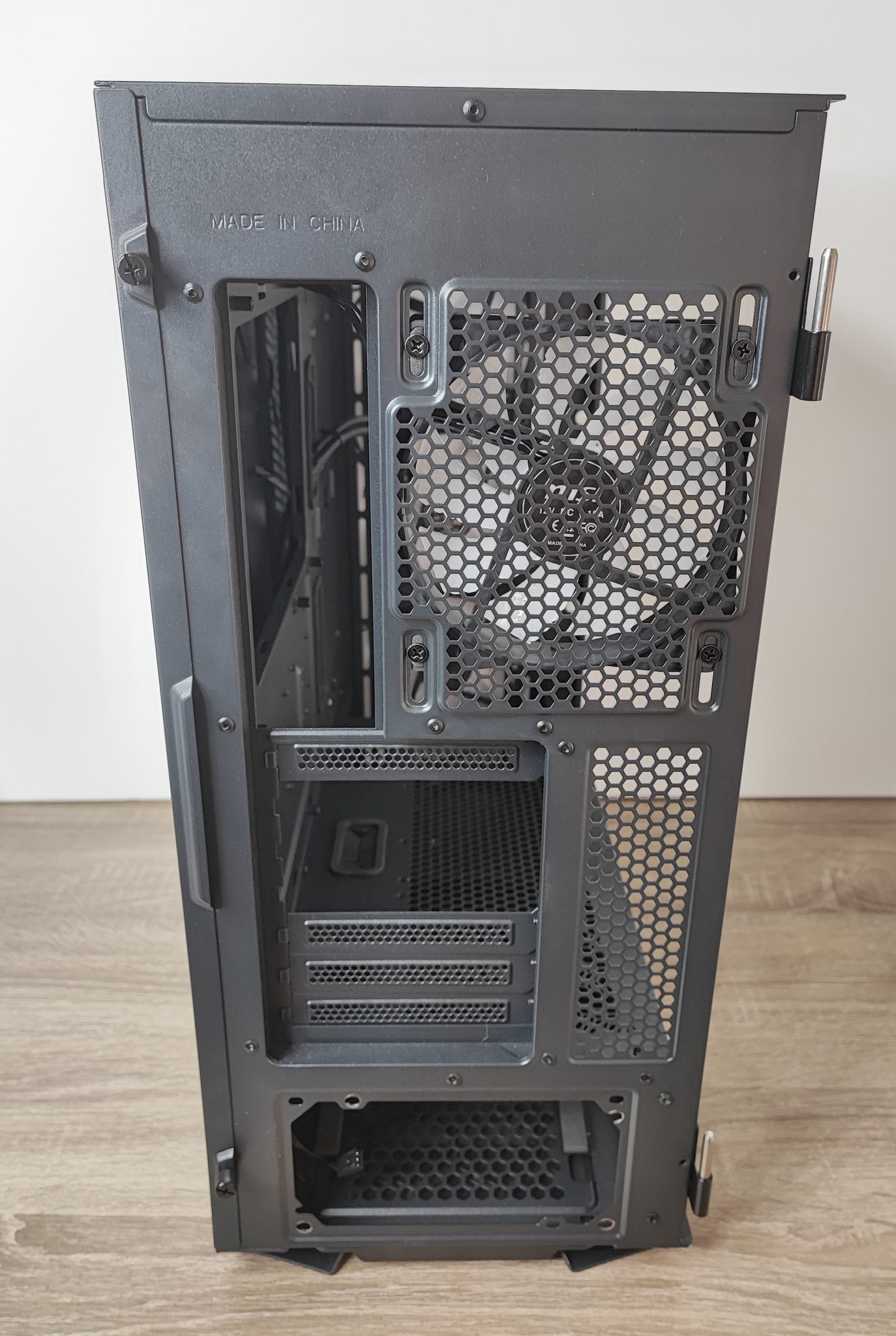 Review MSI MPG VELOX 100R - Razorman.net , Reviews Hardware