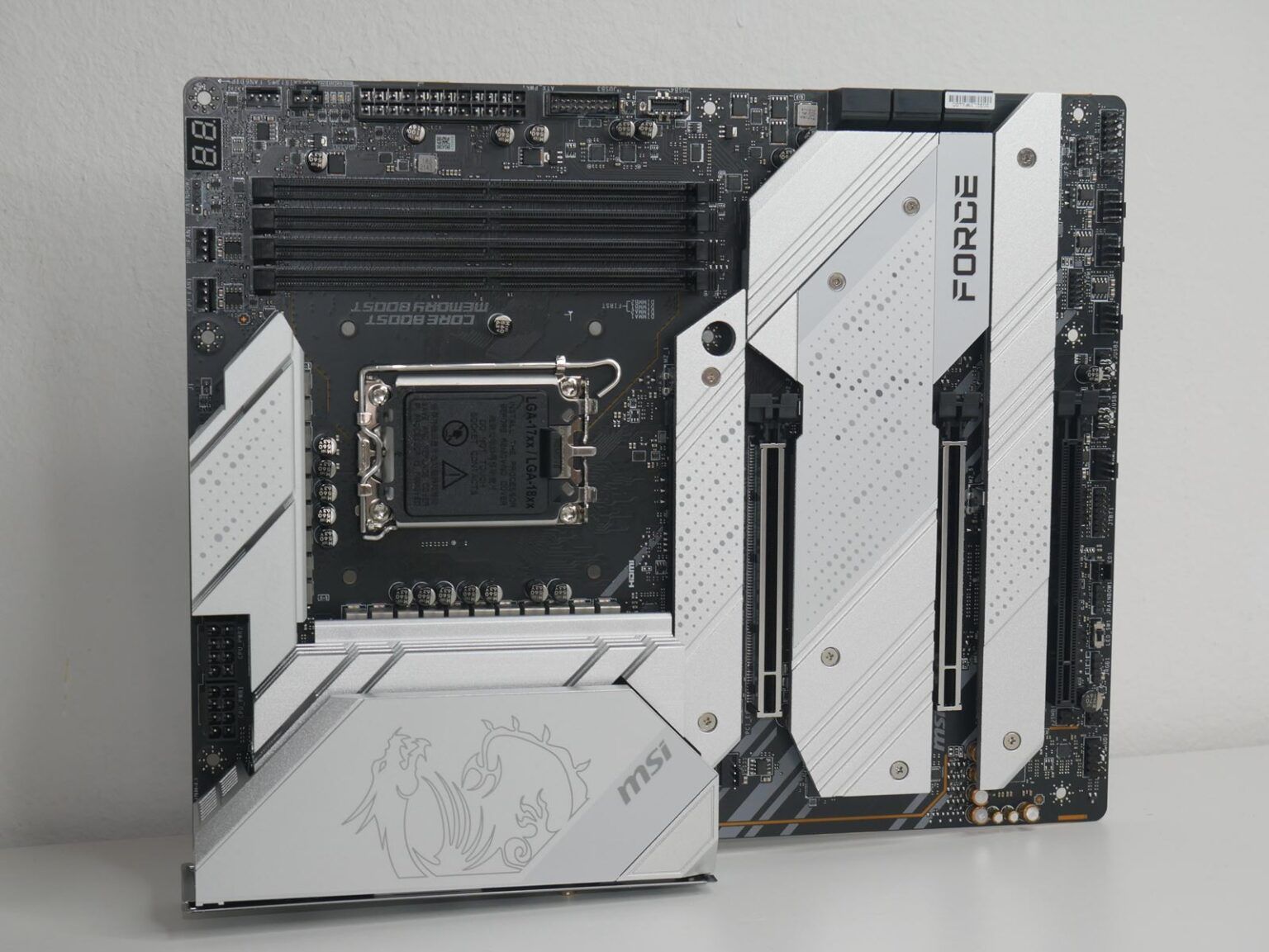 Review MSI MPG Z690 FORCE WIFI