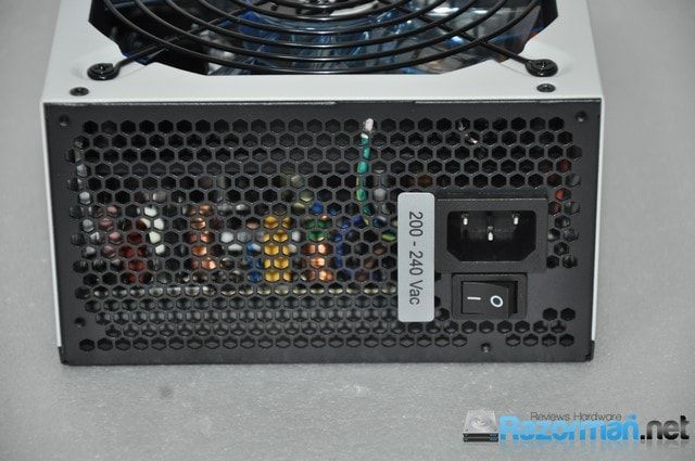 Review Mars Gaming Zeus MPZE750