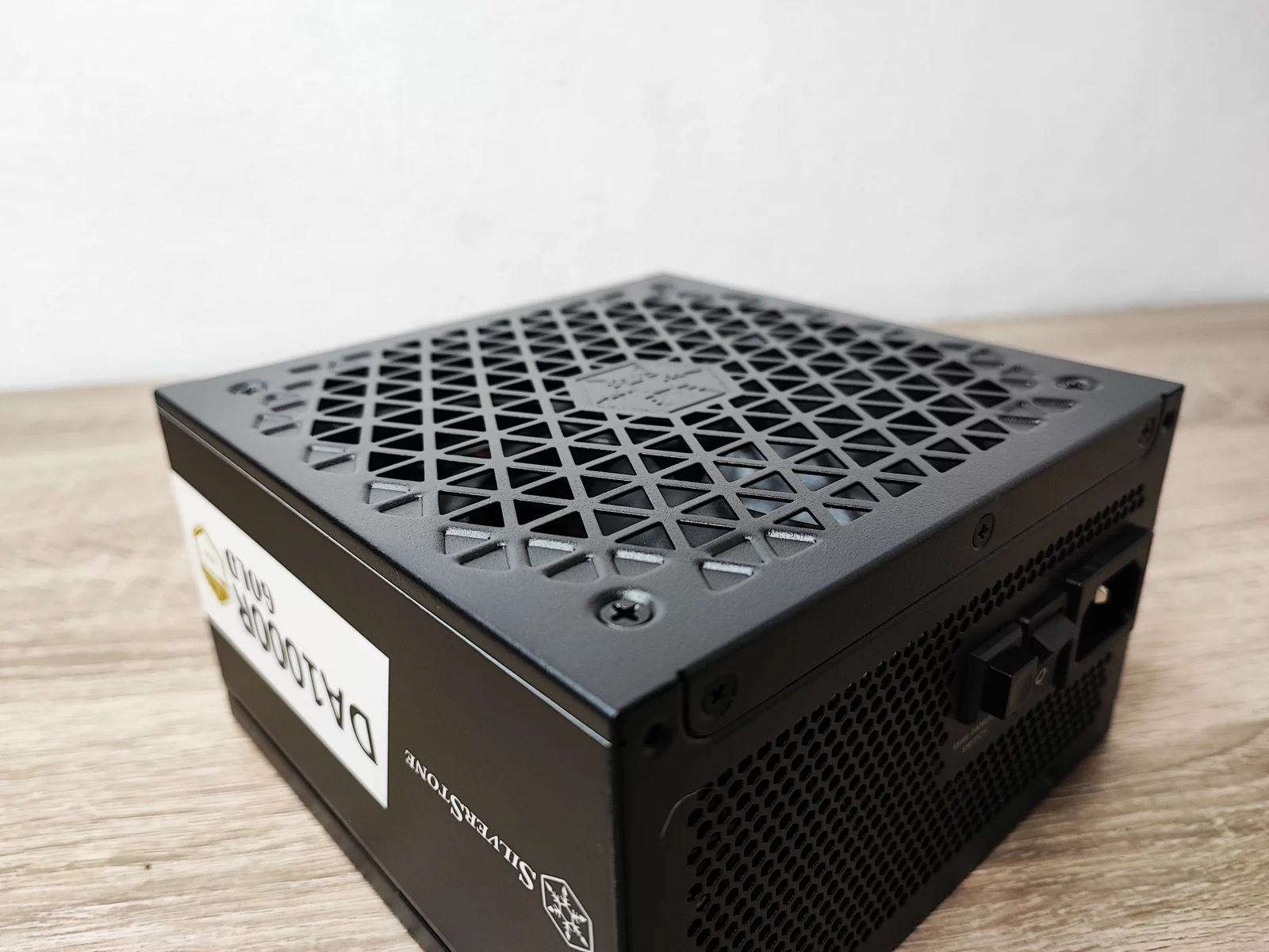 Review Silverstone DA1000R Gold