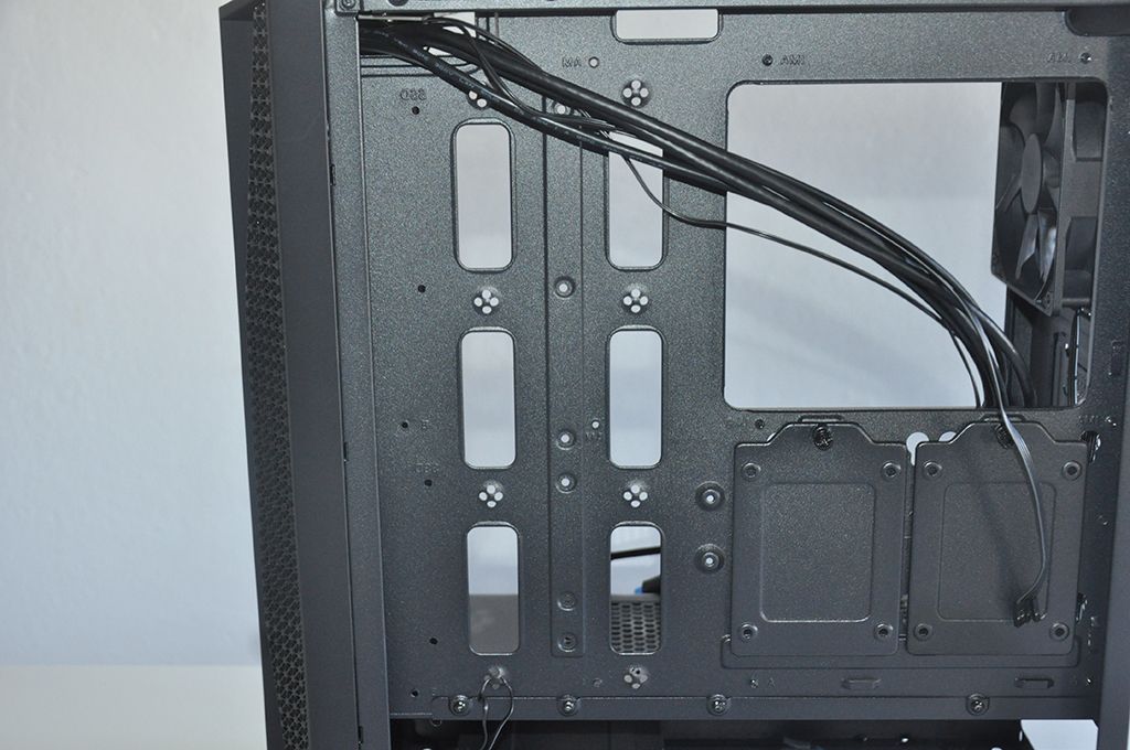 Review Silverstone Fara B1