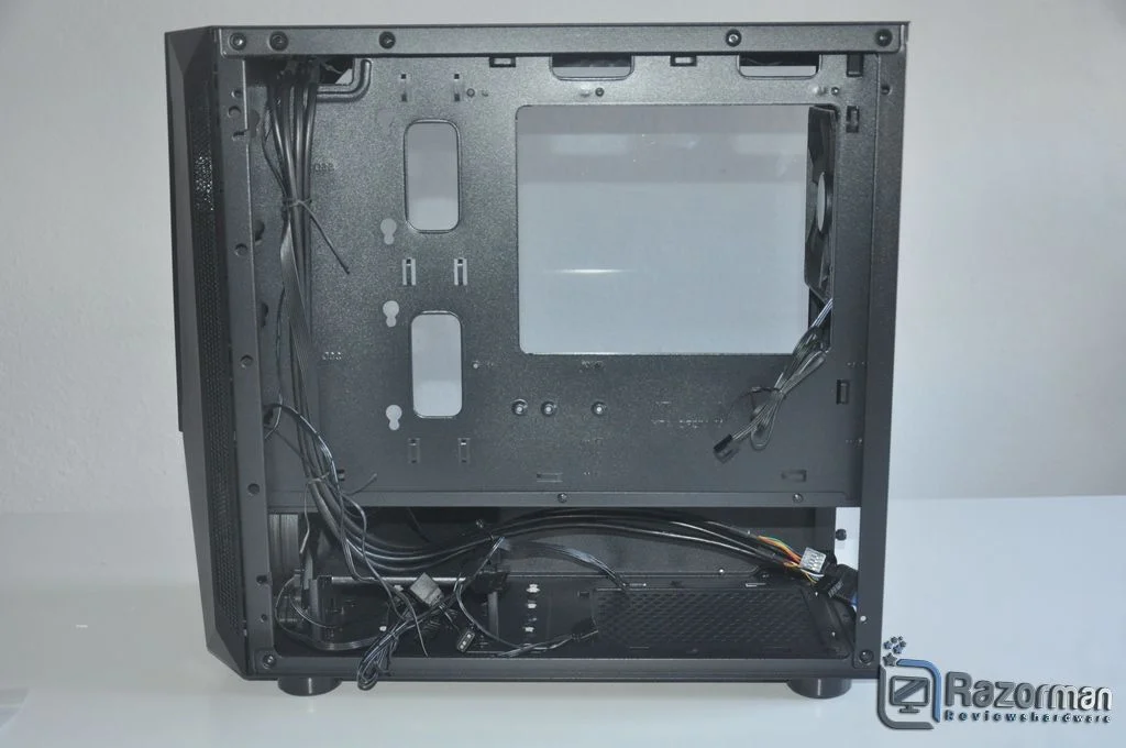 Review Silverstone FARA V1 M