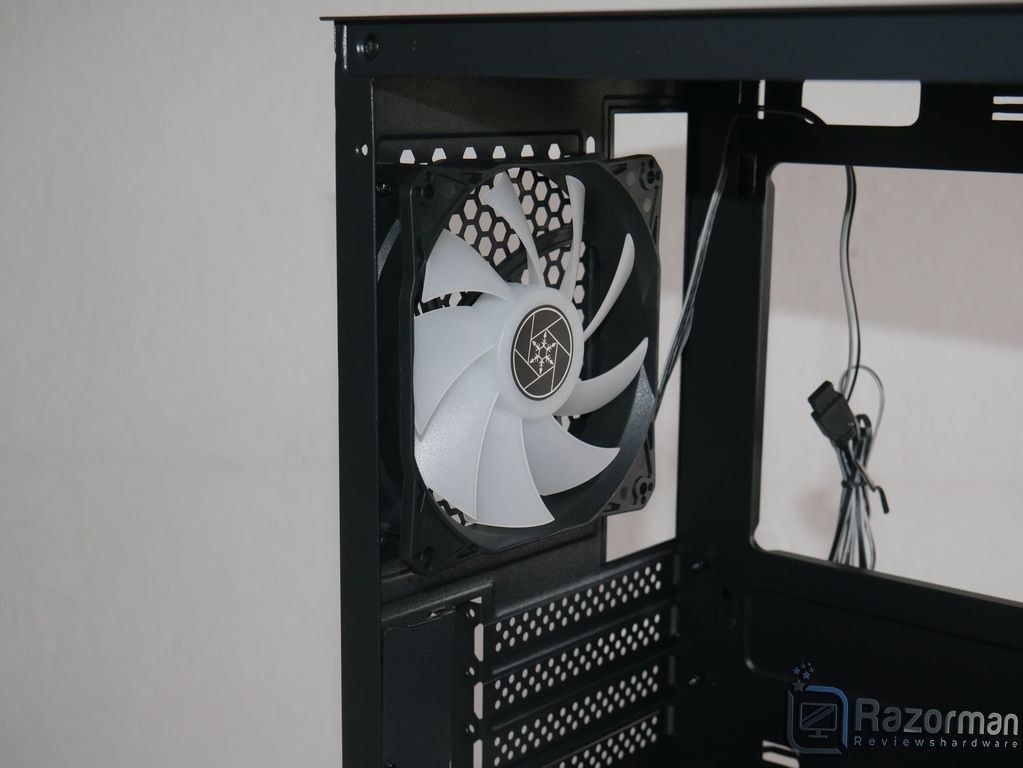 Review Silverstone Fara H1M